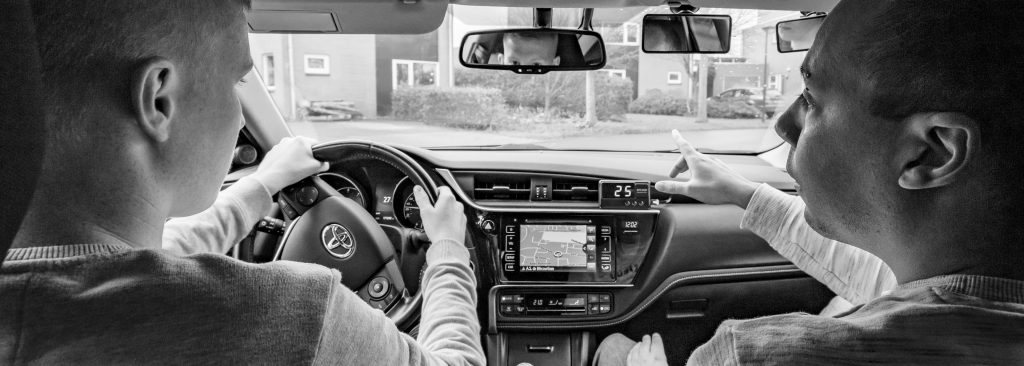 Autorijles - Autorijschool Van Dijk Winsum